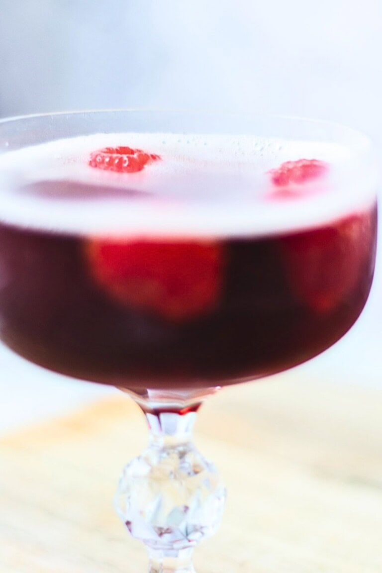 The Best Kir Royale Cocktail (Classic French Recipe)
